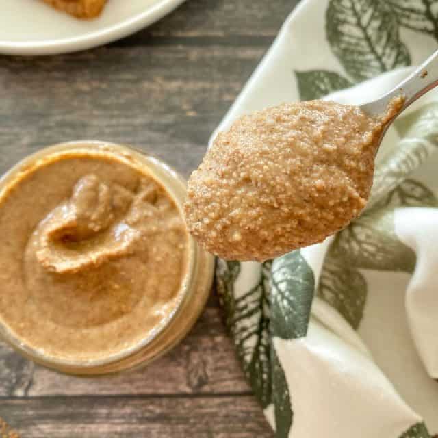 How to Make Pecan Butter [So Easy!] - This Healthy Kitchen